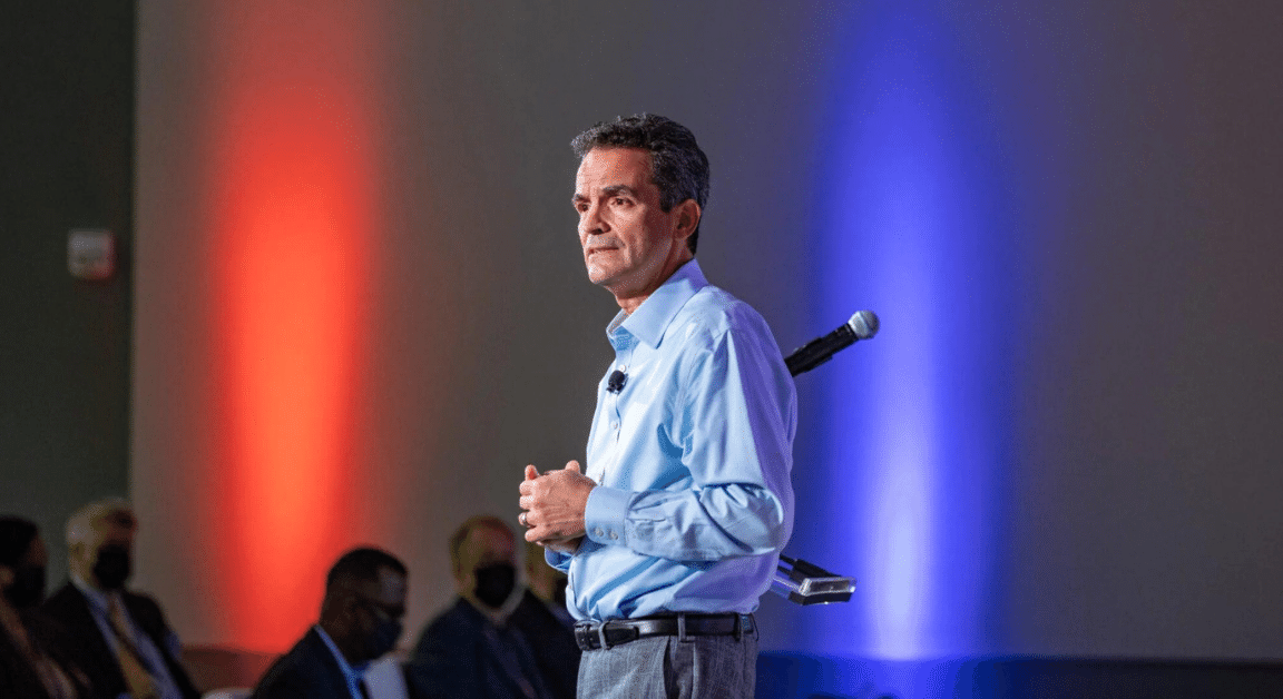 Tom Arseneault: A Look into BAE System CEO's Wash100 Awards